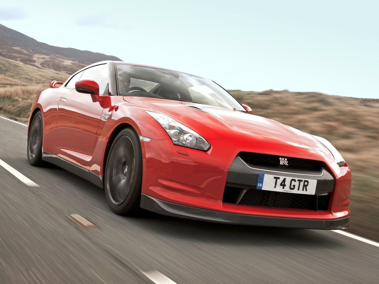 Nissan GT-R 3.8 V6 (486 Hp) 4x4 Automatic